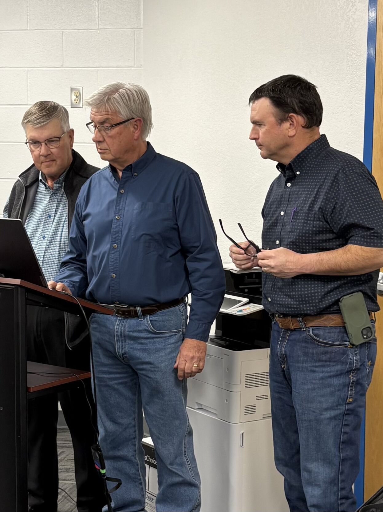 Hennessey residents voice concerns about waste facility | Community ...