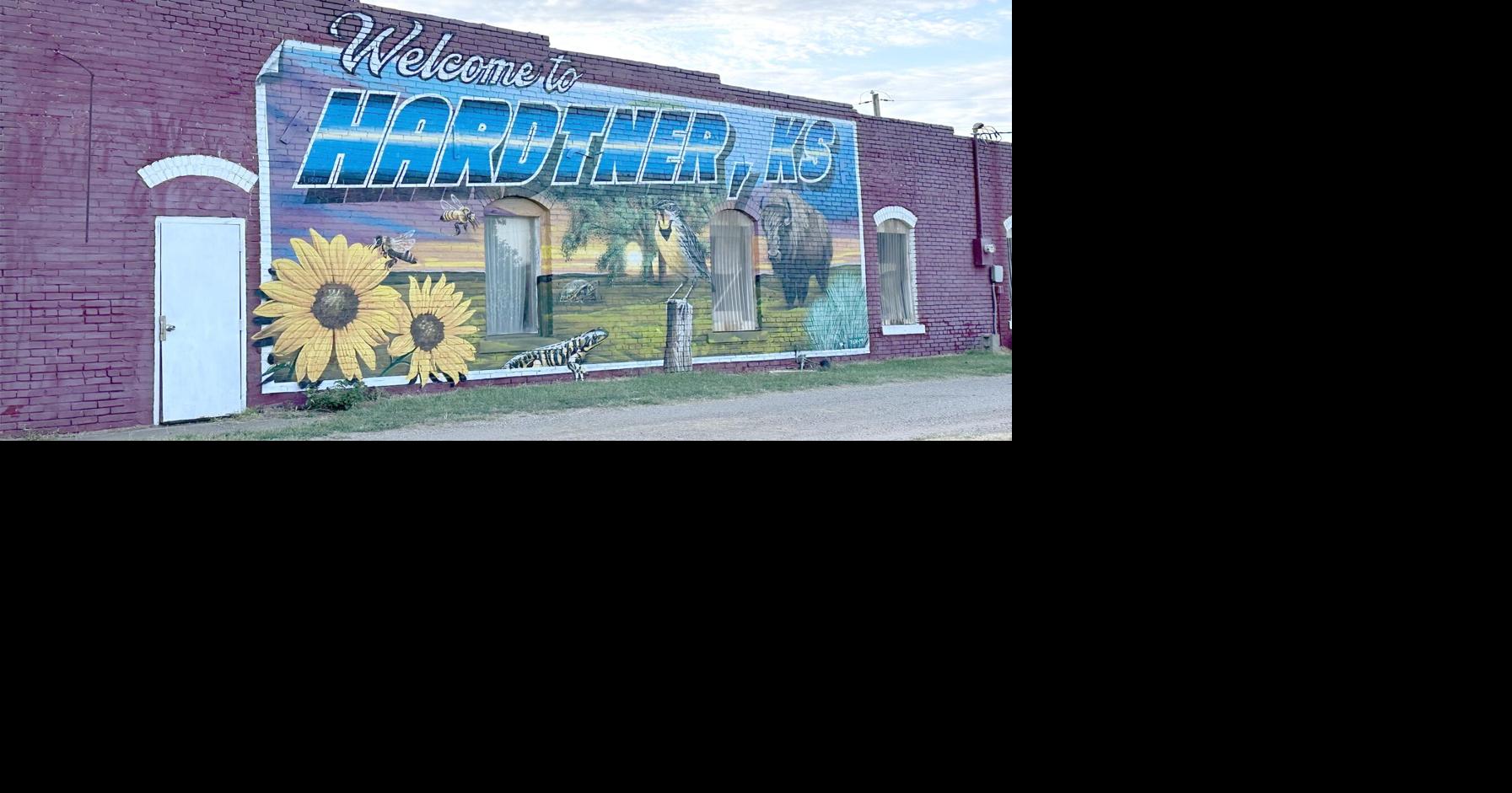 Kansas town features 4 murals from Enid artist Murillo | News | enidnews.com