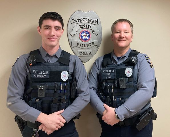 EPD rookie officer wades into lake to rescue 'rascal' dog | News ...