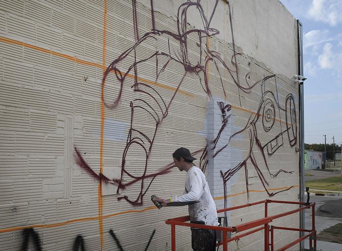 Putting it together: LA artist Kiptoe begins work on 'bold' skate park ...