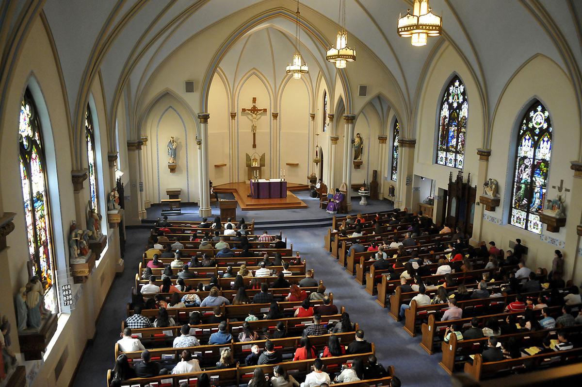 spanish-mass-at-local-church-reaches-out-to-the-hispanic-masses
