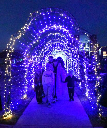 The One: Bright Lights dazzles crowd | Local News | enidnews.com