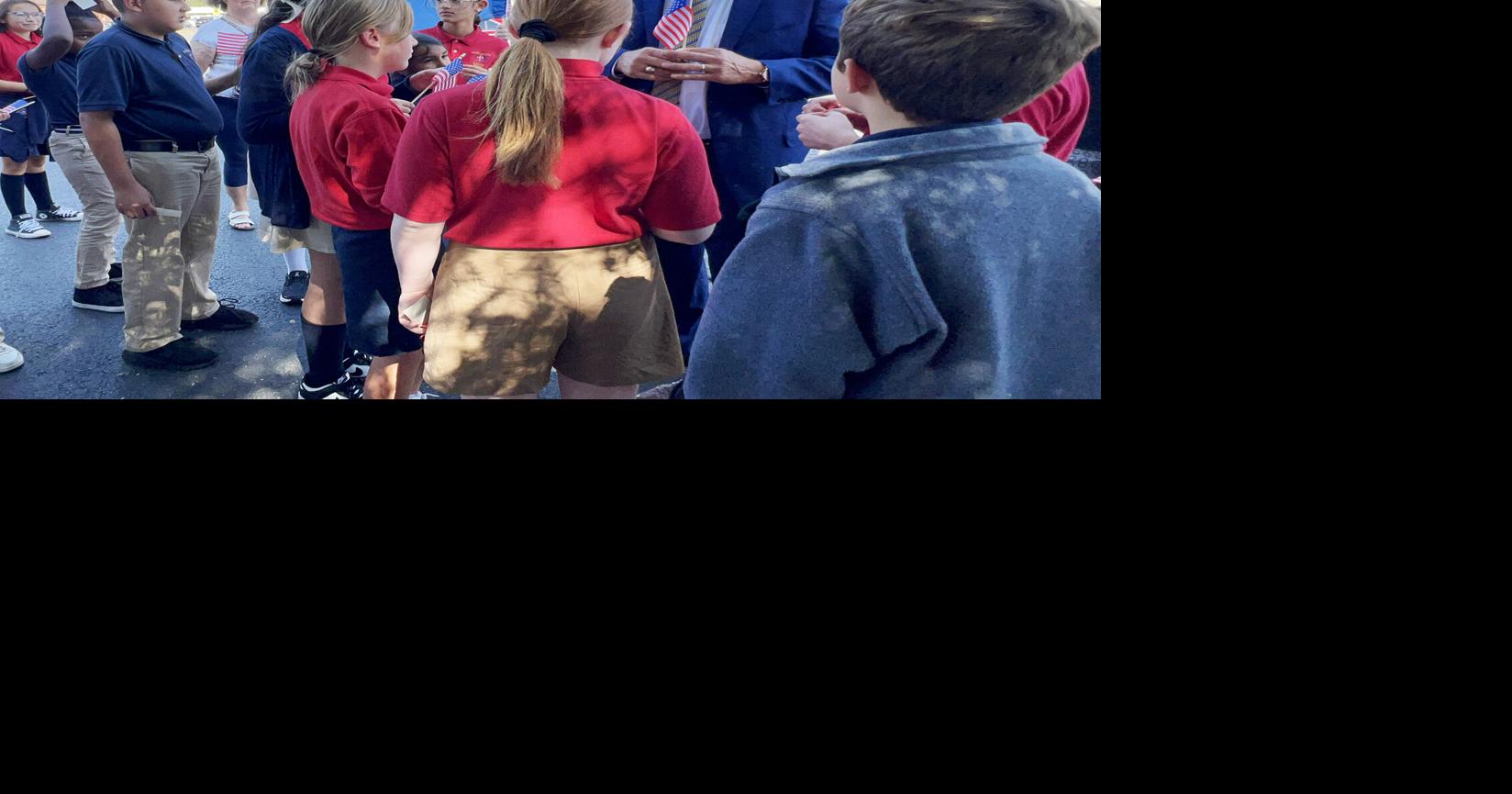 DAR, library, students mark Constitution Day with Ringing of the Bells ...