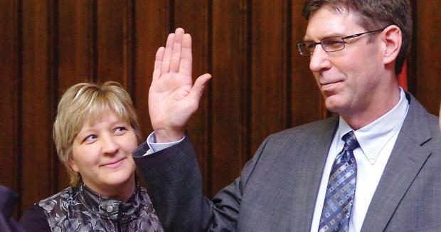 Lovell sworn in as judge | Local News | enidnews.com