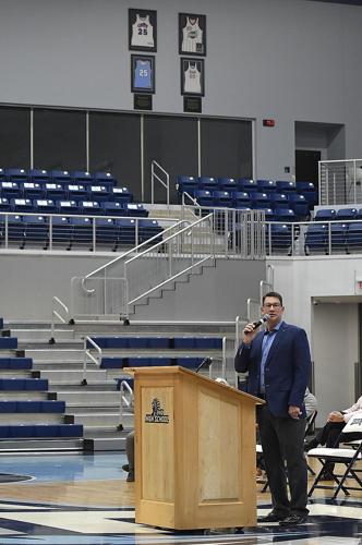 PHOTOS: Enid Pacers make debut in new gym | Sports | enidnews.com
