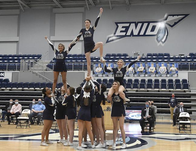 PHOTOS: Enid Pacers make debut in new gym | Sports | enidnews.com