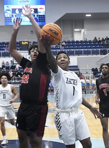 Plainsmen stop Pirates; Pacers lose tough one | Sports | enidnews.com