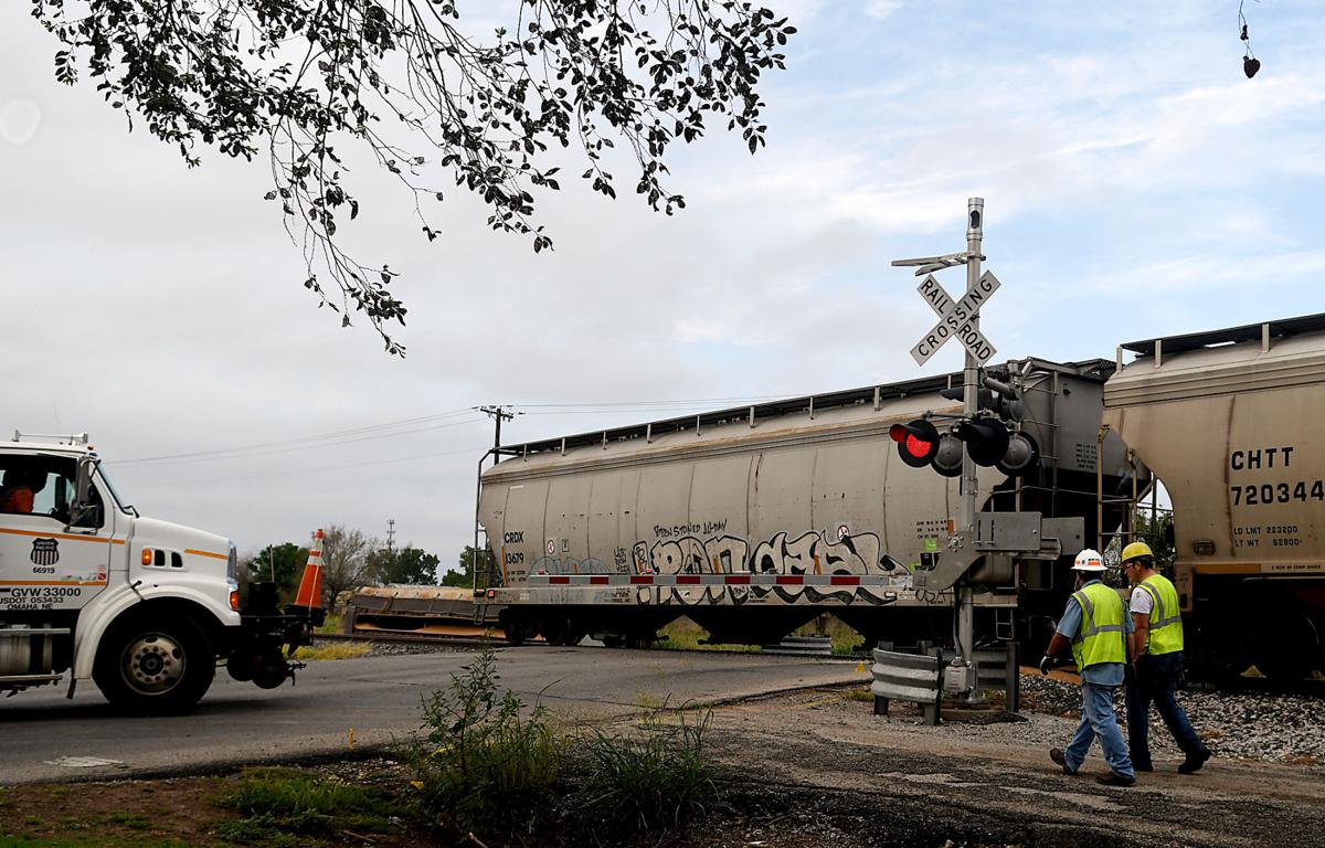UPDATED: Train derailment blocks Enid streets | Community | enidnews.com