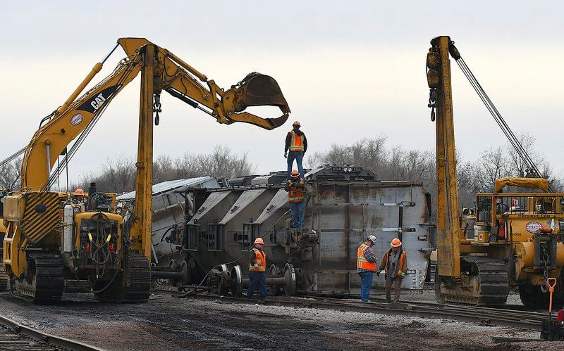 Train derails in North Enid Tuesday morning | Local News | enidnews.com