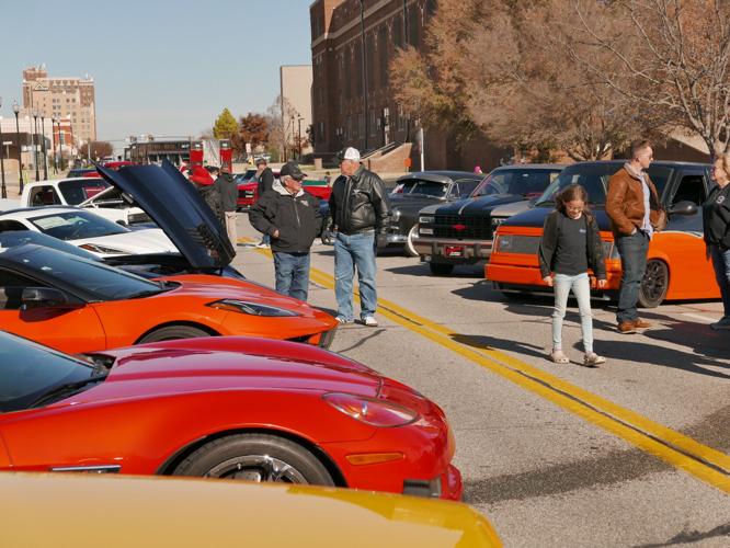 Christmas Cruise visits downtown Enid Saturday | Local News | enidnews.com