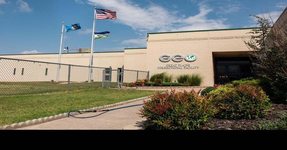 With private prison empty, Hinton faces uncertain future | State ...