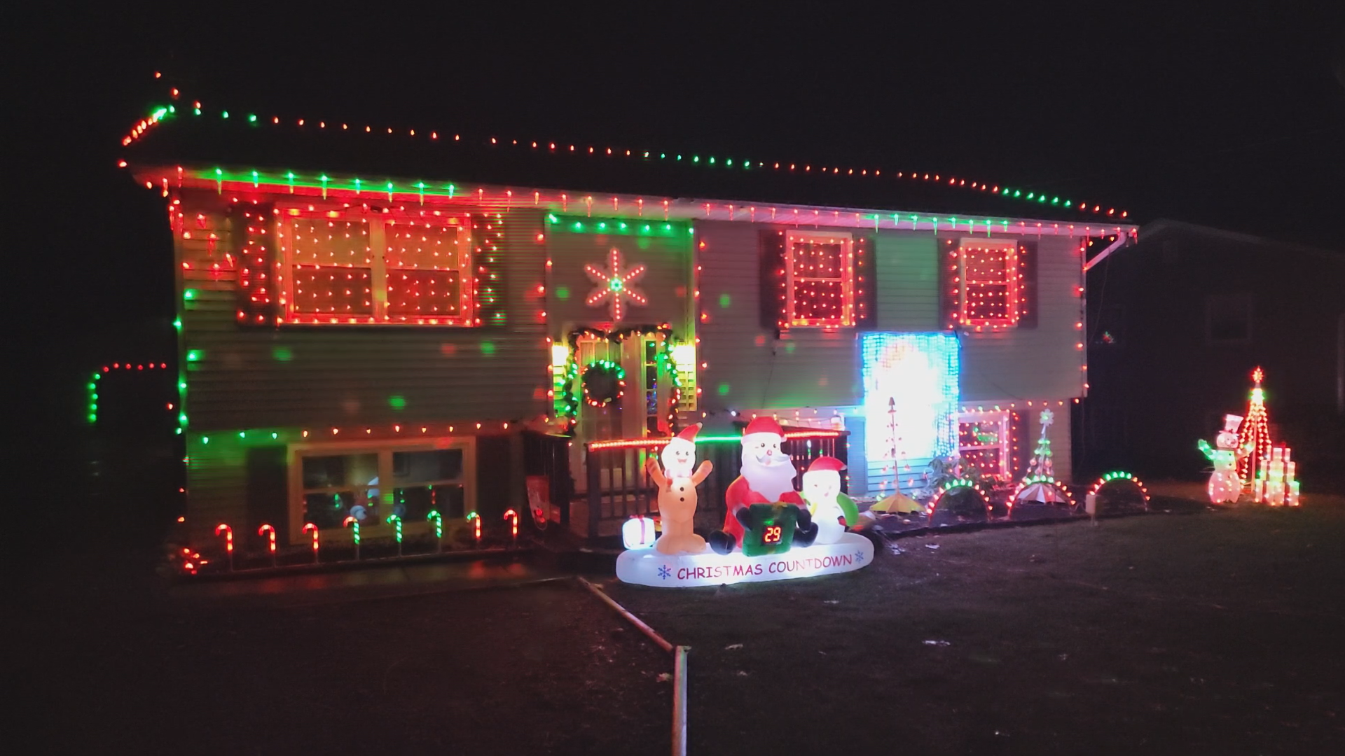 The Last Word: Lake City Home is a Must-Stop for Fans of Christmas ...