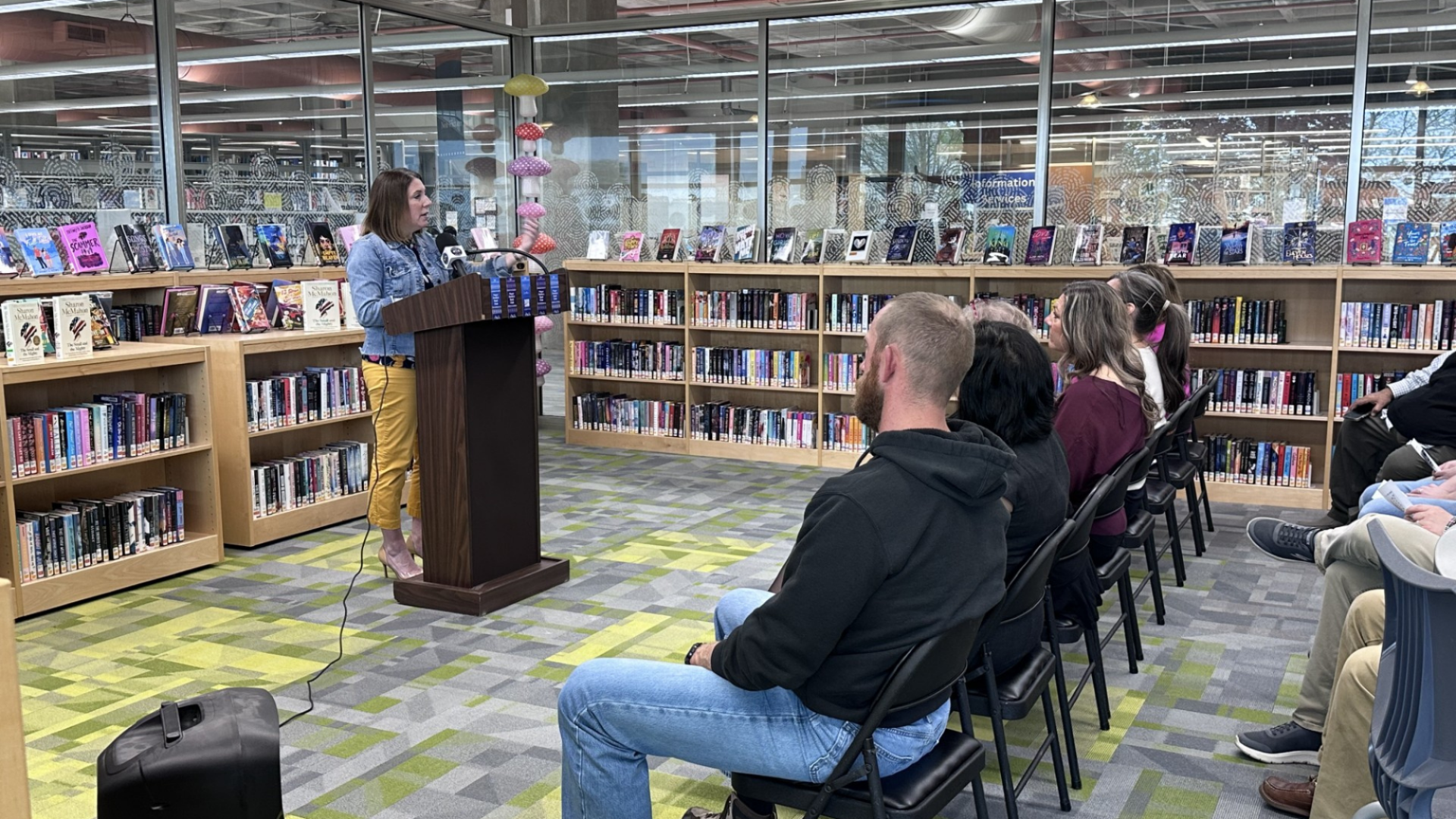 Mayor Daria Devlin Announces Summer Book Club for All | News ...