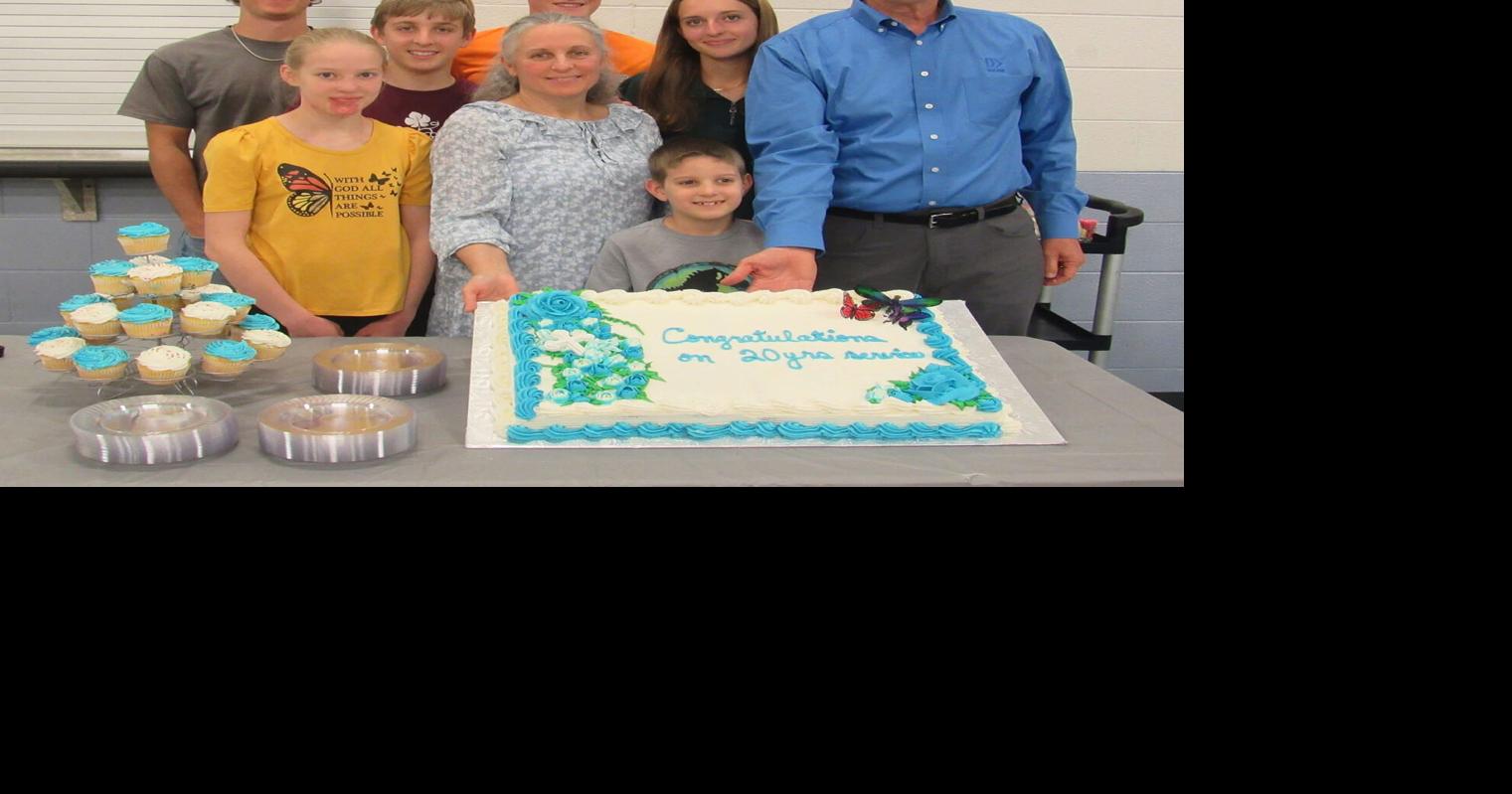 Calvary Baptist honors pastor for 20 years of service | Living ...