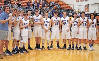Blue Devils win district title, advance to region | Sports ...