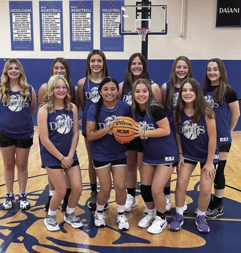 UCMS girls basketball boasts roster loaded with 8th graders | Sports ...