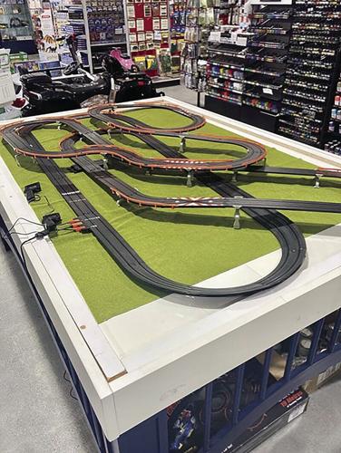 Talking track for your slot car raceway | Living | erwinrecord.net