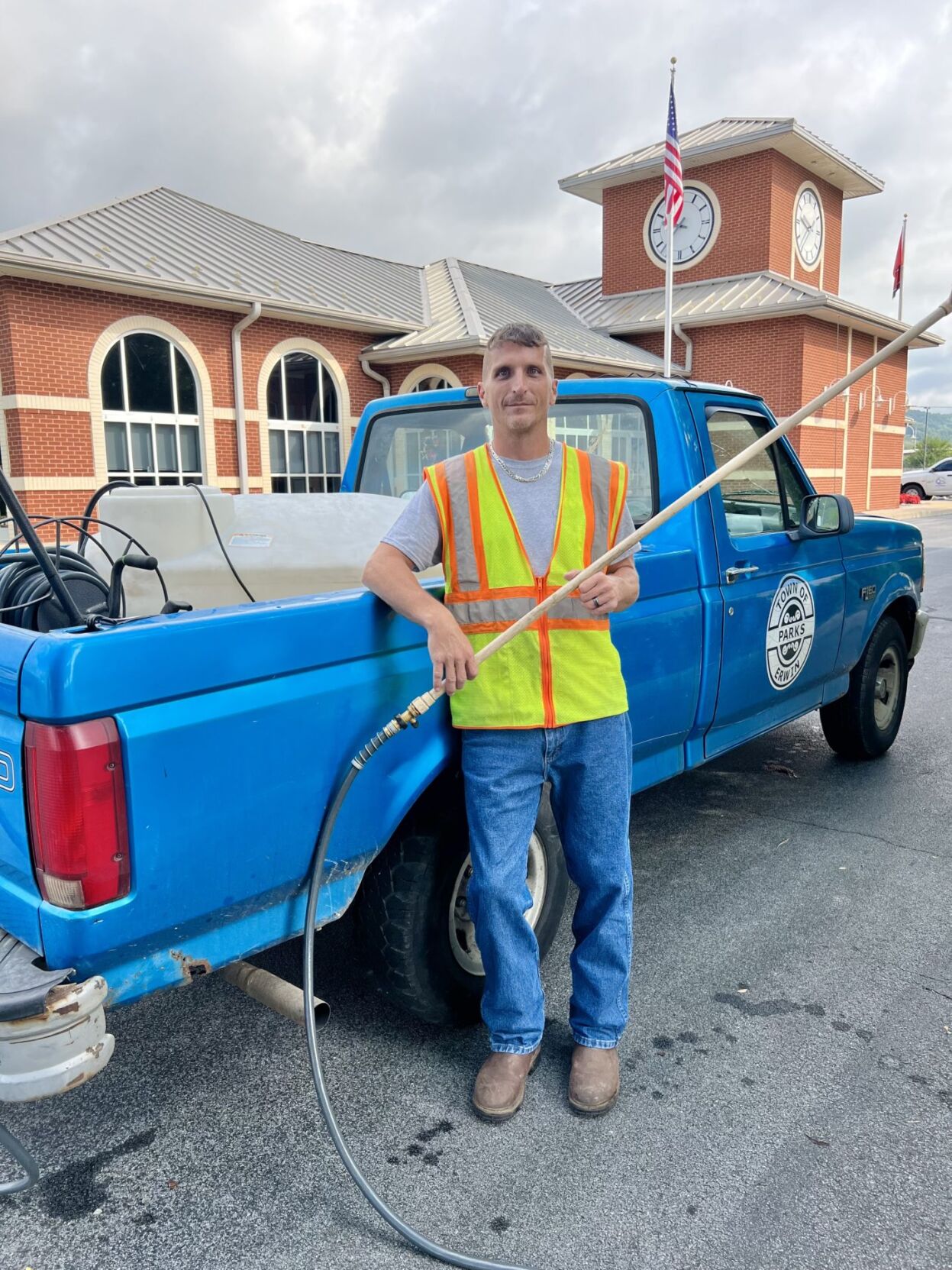 Blooms enhance downtown Erwin’s small town atmosphere | Local News ...