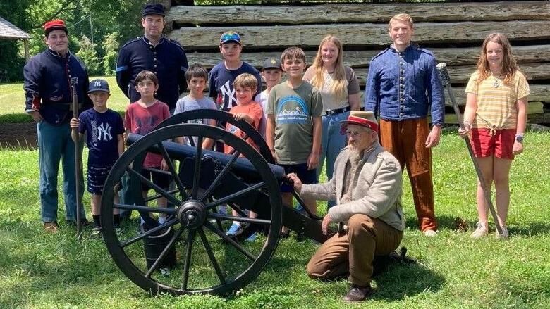 Tipton-Hayes prepared for final session of Summers Past History Program ...