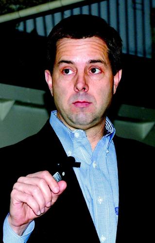 Specialist discusses limit-feeding hay | Archives | farmtalknews.com