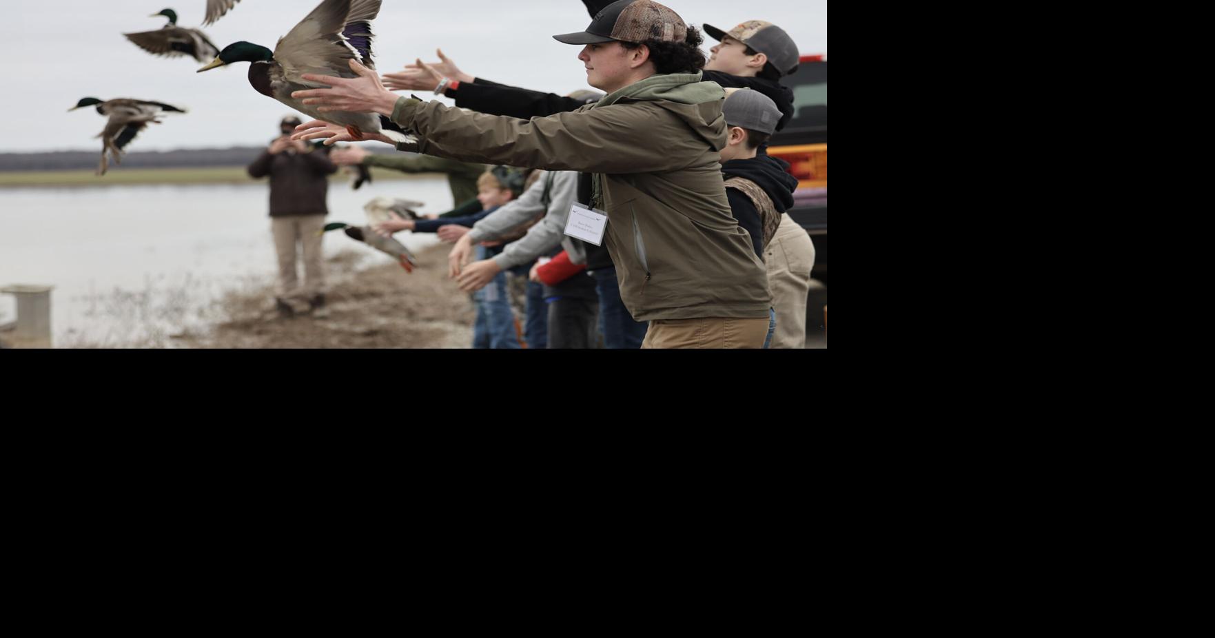 Learning in the wild: 4-H members gain hands-on experience with ...