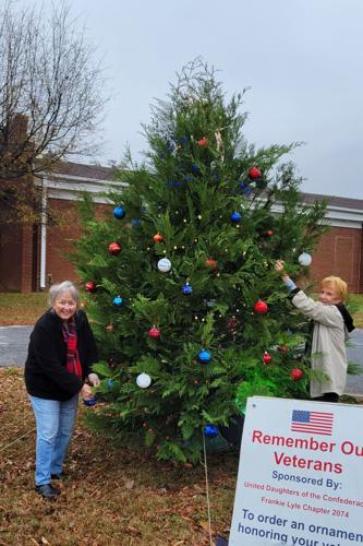 Local UDC Chapter Dedicates 18th Annual Veterans Christmas Tree ...