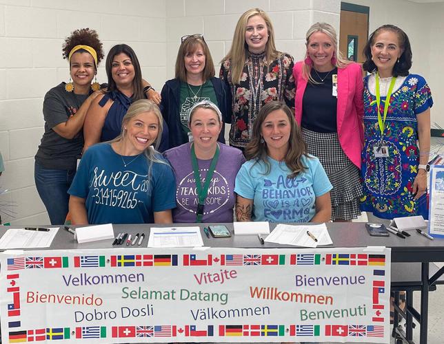 ESOL Parent Night Celebrates All Knights | School | fayette-news.net