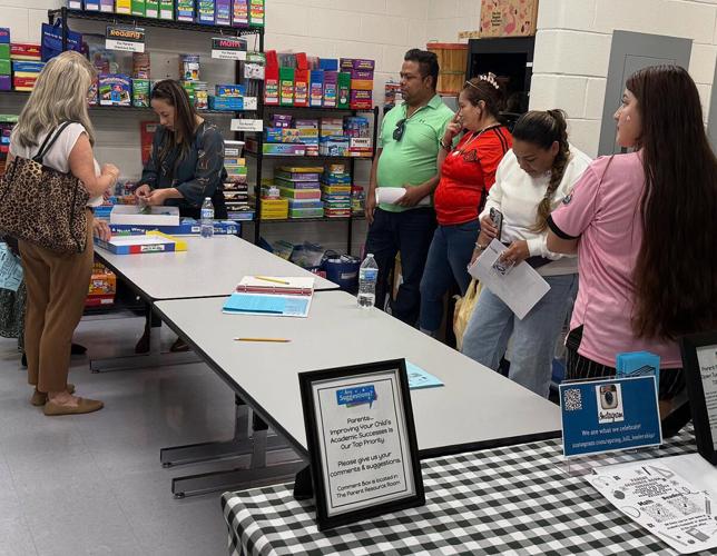 Spring Hill Celebrates ESOL Family Night | School | fayette-news.net
