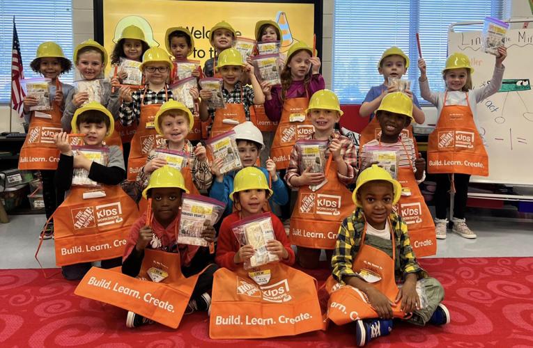 Peeples Builds Fun on 100th Day | School | fayette-news.net
