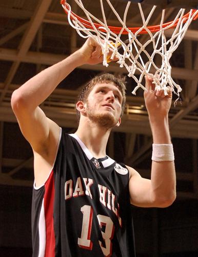 Oak Hill topples Wyoming East for state title | Sports | fayettetribune.com