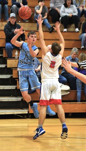 Lesher's 21 lifts Patriots past 'Cats, 58-39 | Sports | fayettetribune.com