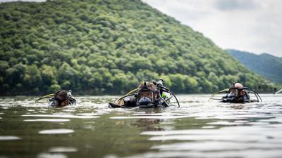 WVDNR Law Enforcement Dive Team introduced | Sports | fayettetribune.com