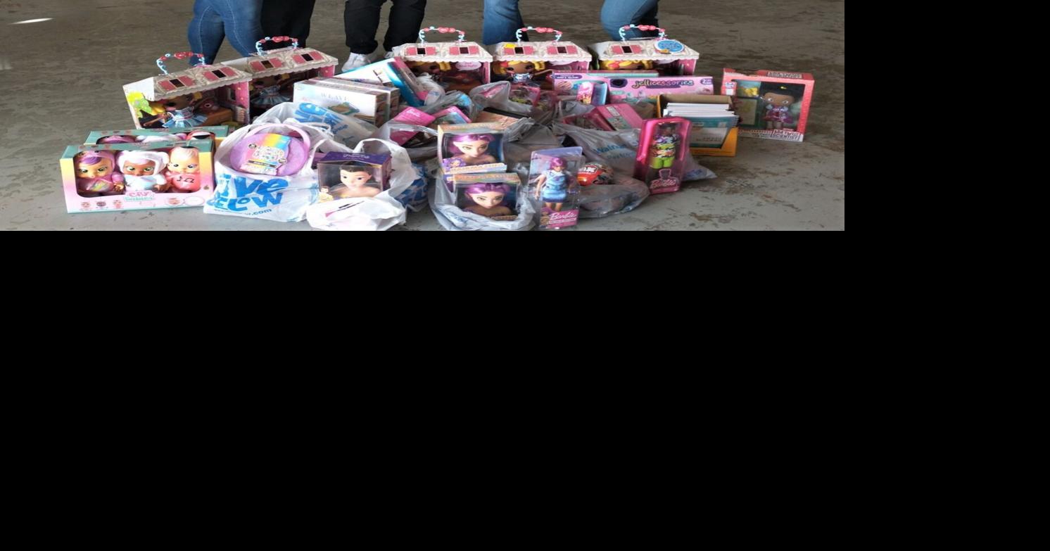 Alpha Kappa Alpha Sorority donates toys to the Fort Bend Rainbow Room ...