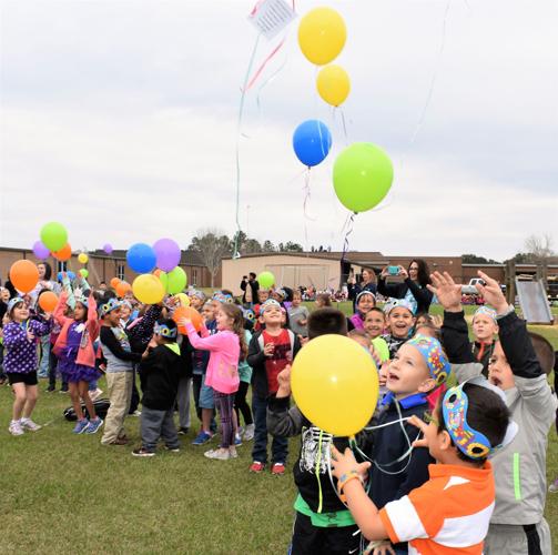 Celebrating 100 Days of School in Needville | Photo Gallery | fbherald.com