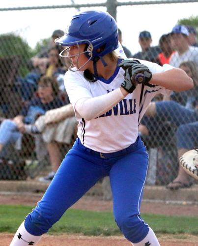 SOFTBALL: Sweeny outlasts Needville in bi-district round | Sports ...