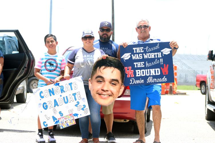 Drive-by goodbye at LCHS | Community | fbherald.com
