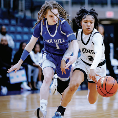 Randle makes basketball history | Sports | fbherald.com