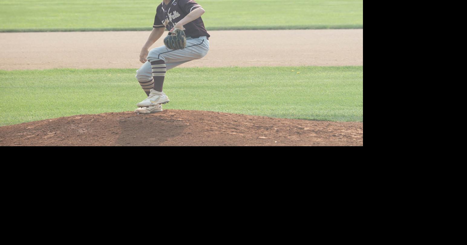 Otter baseball double dips against CLC foes | Sports | fergusfallsjournal.com