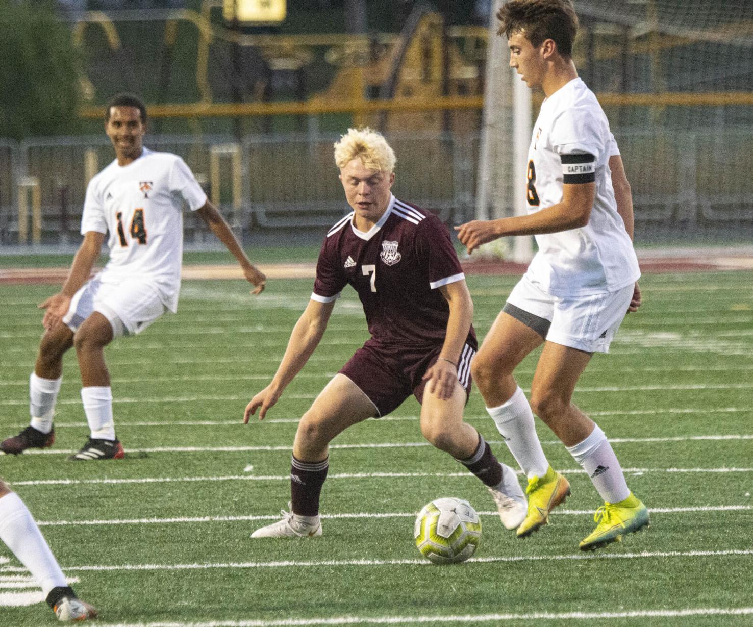 Tech spoils FF boys’ soccer’s Senior Night | Sports ...