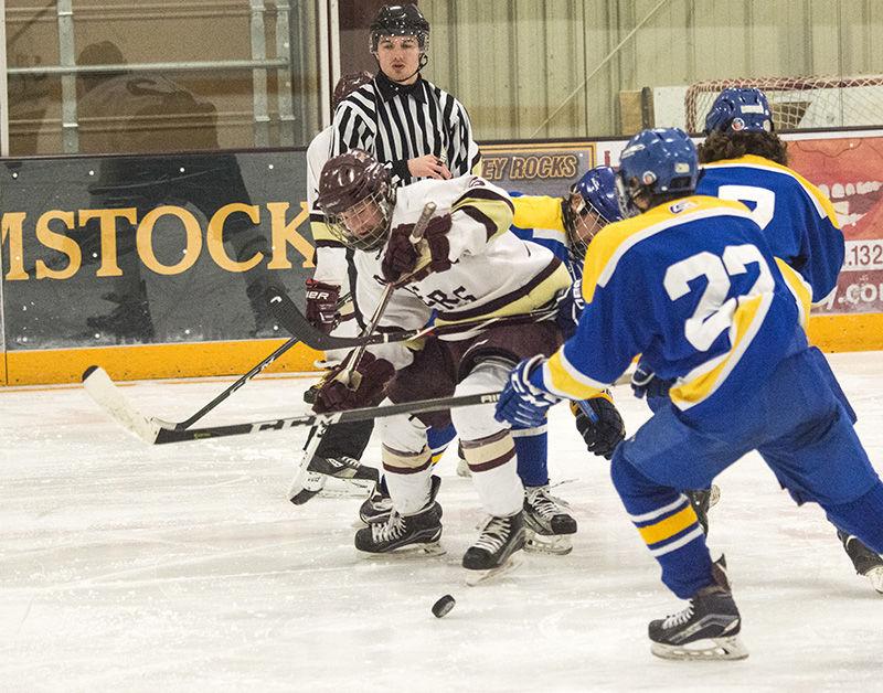 Fergus Falls boys’ hockey use 3-goal third period to top Wadena-Deer ...