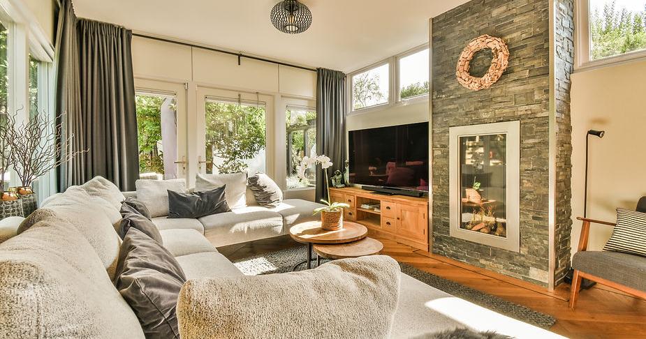 Lisa Tharp Design Unveils Expert Strategies for Family Room Design in ...