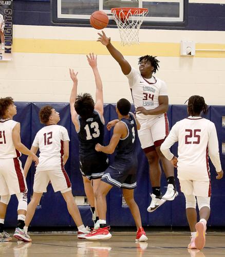 BOYS BASKETBALL: Lyons advances back to the sectional championship ...