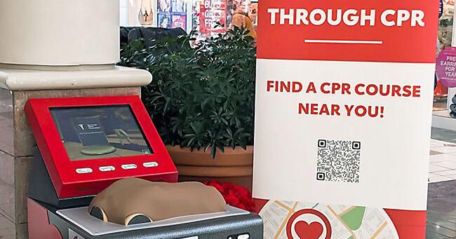 CPR training kiosk placed at Eastview | News | fltimes.com