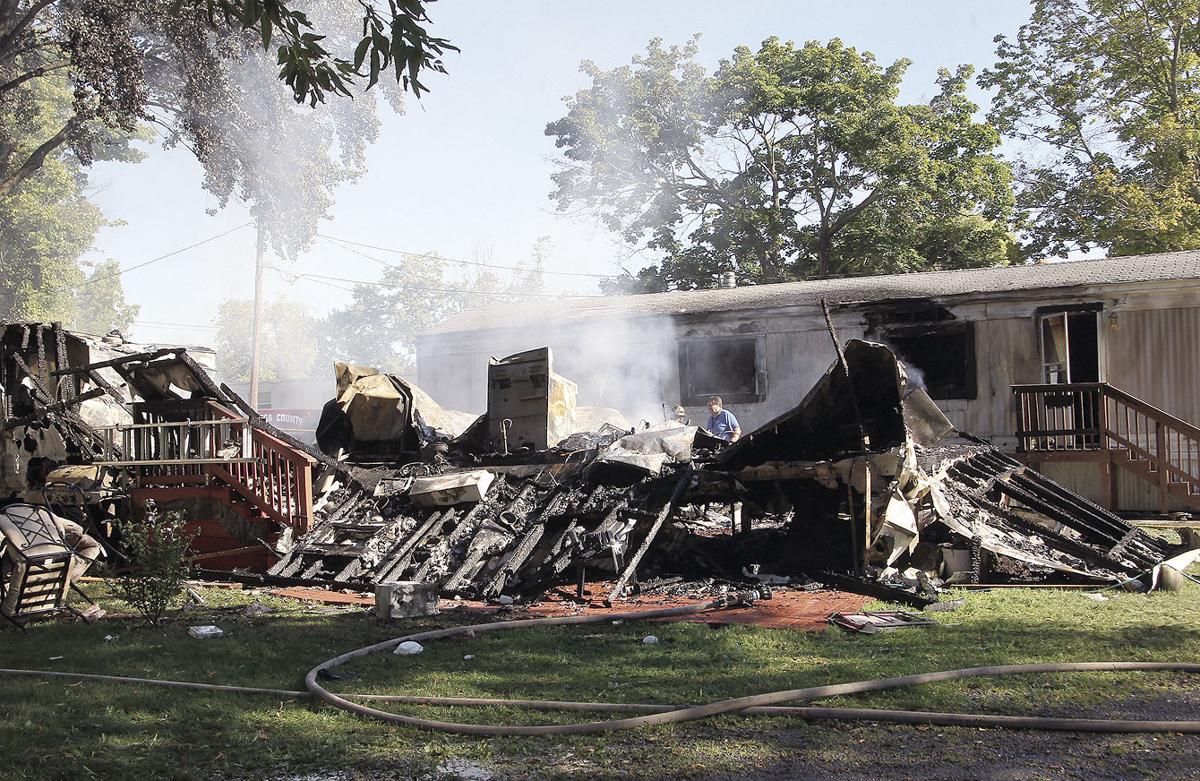 Explosion, fire destroy two mobile homes in Waterloo | News | fltimes.com