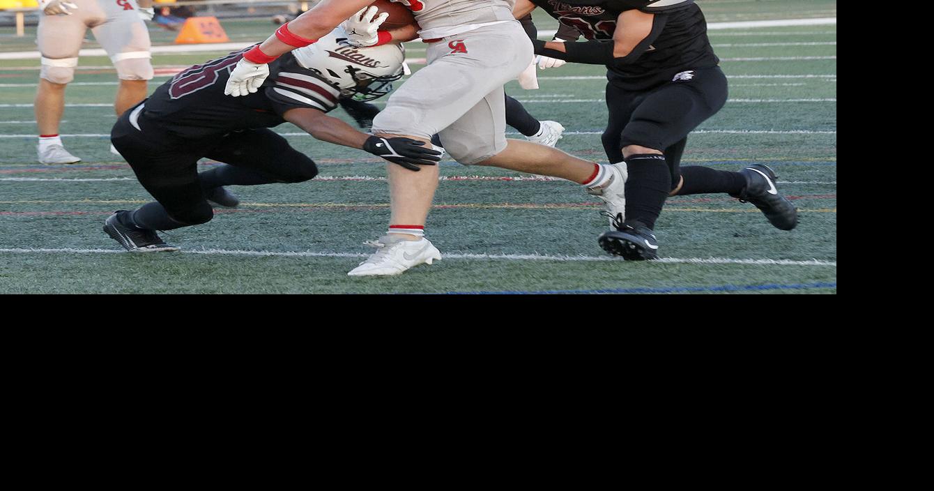 HIGH SCHOOL FOOTBALL: Canandaigua rolls over Arcadia in home opener ...