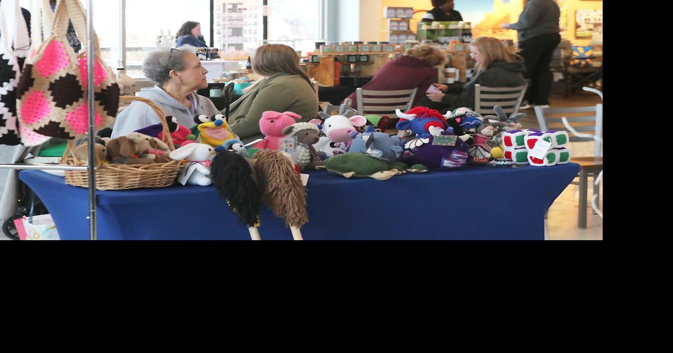 Colorful craft show | Photos | fltimes.com