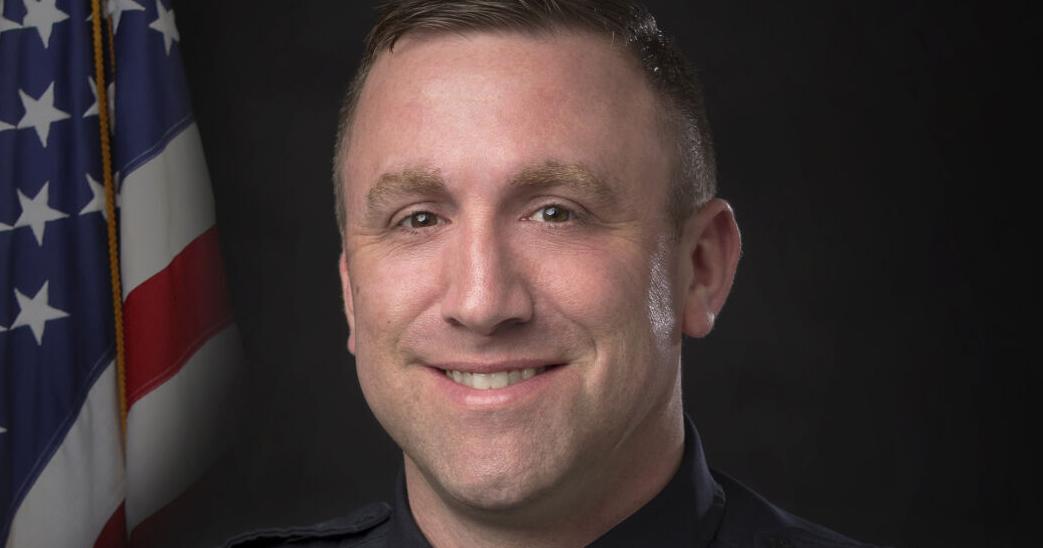 SFPD sergeant completes D.A.R.E. training | News | fltimes.com