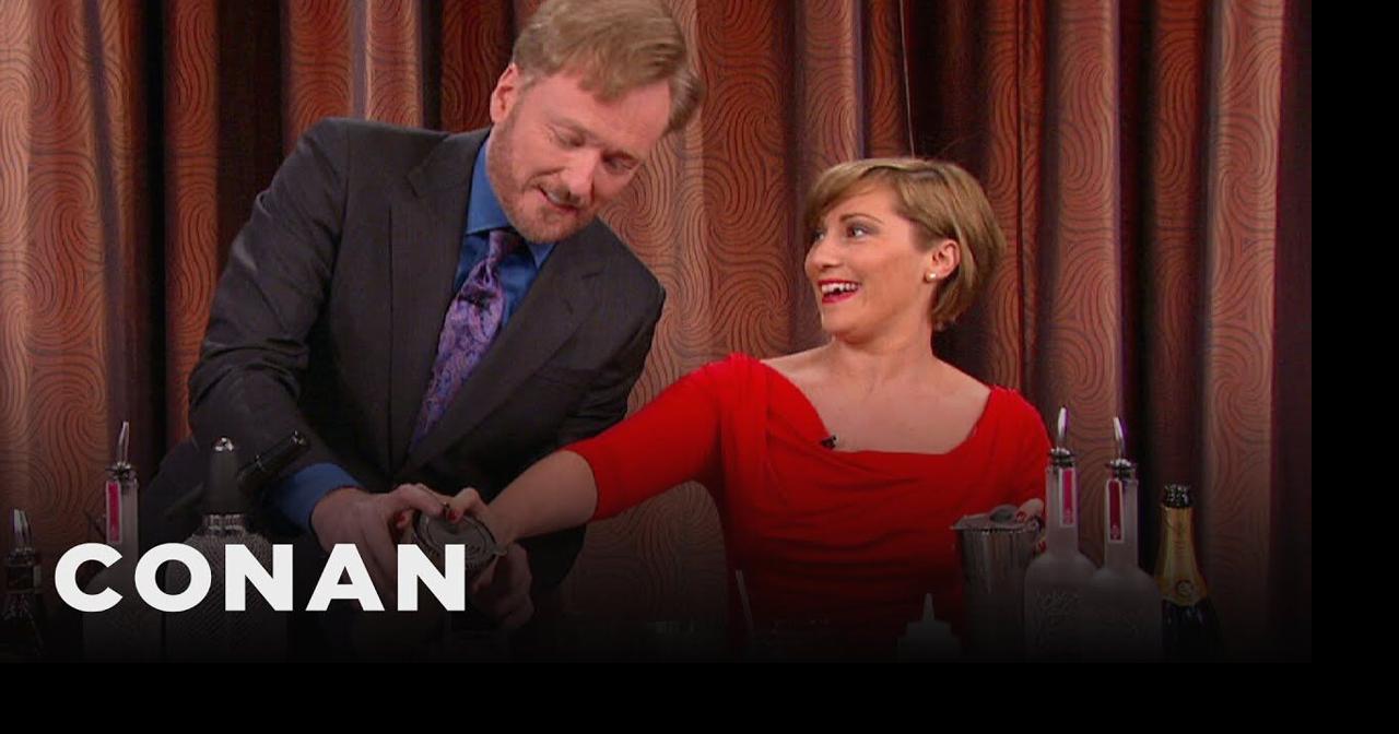 Mixologist Claire Smith Makes Valentine's Cocktails | CONAN on TBS ...