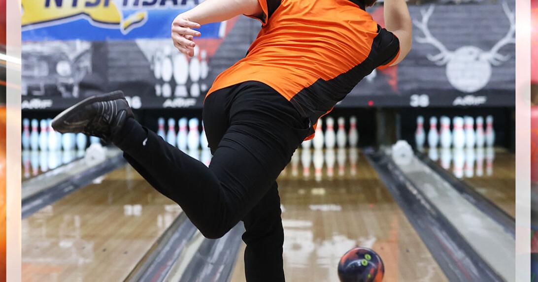 HIGH SCHOOL BOWLING: Midlakes, Waterloo compete at state championships ...