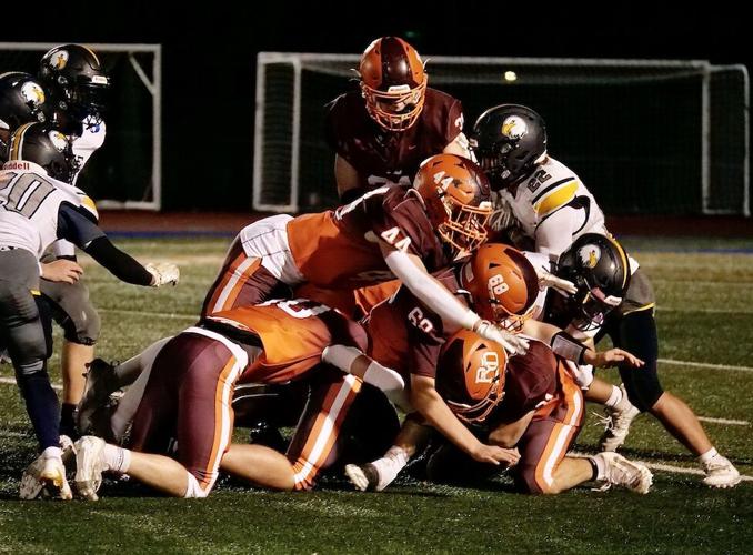 FOOTBALL: Penn Yan/Dundee sprints past Wayne Central into WFL ...